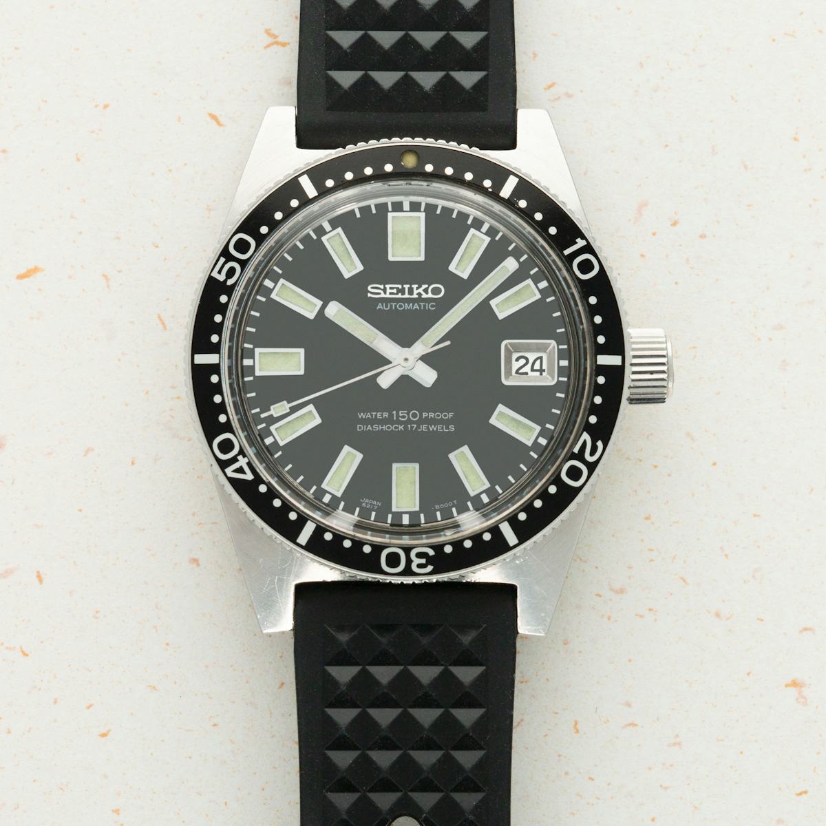Auctions | Loupe This